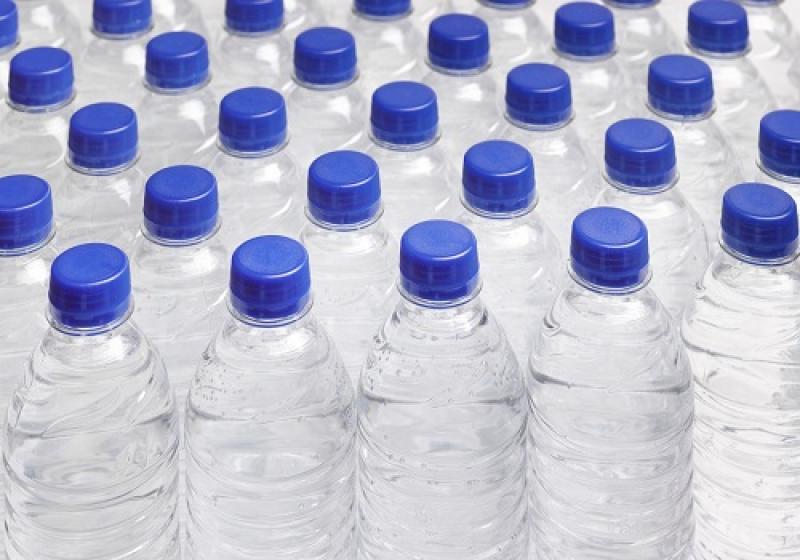 Robust Plastic Bottles & Drums With Reliable Manufacturers | FeedsFloor